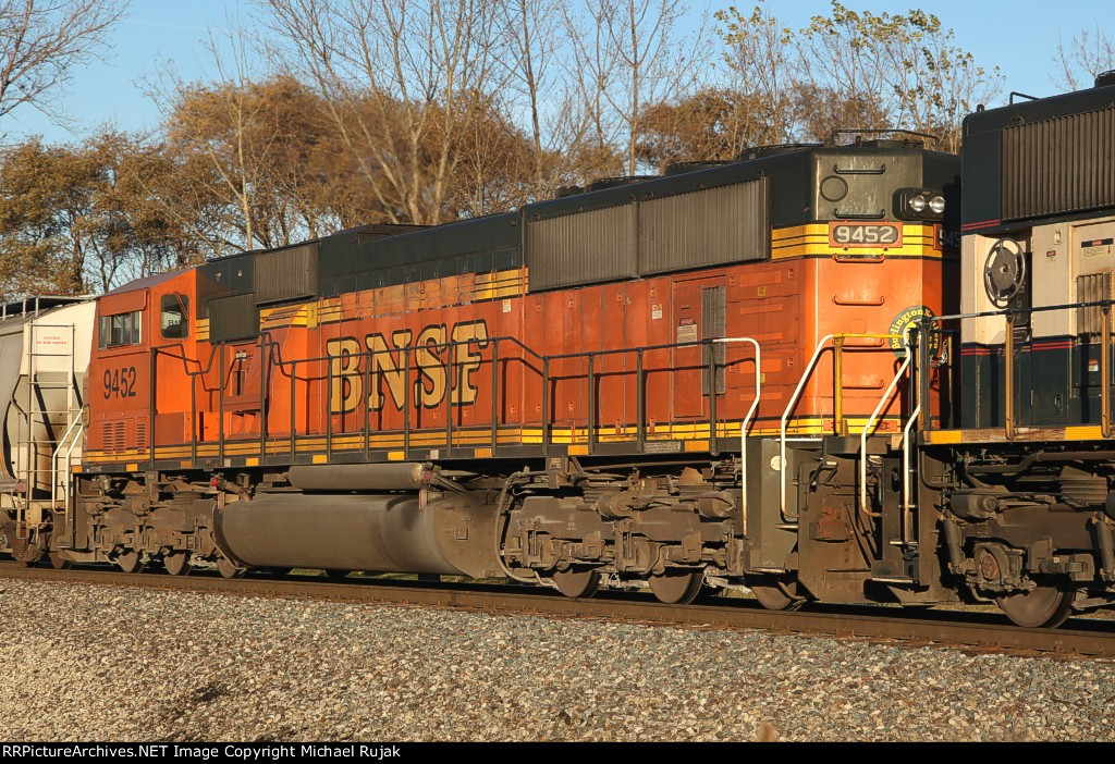 BNSF 9452